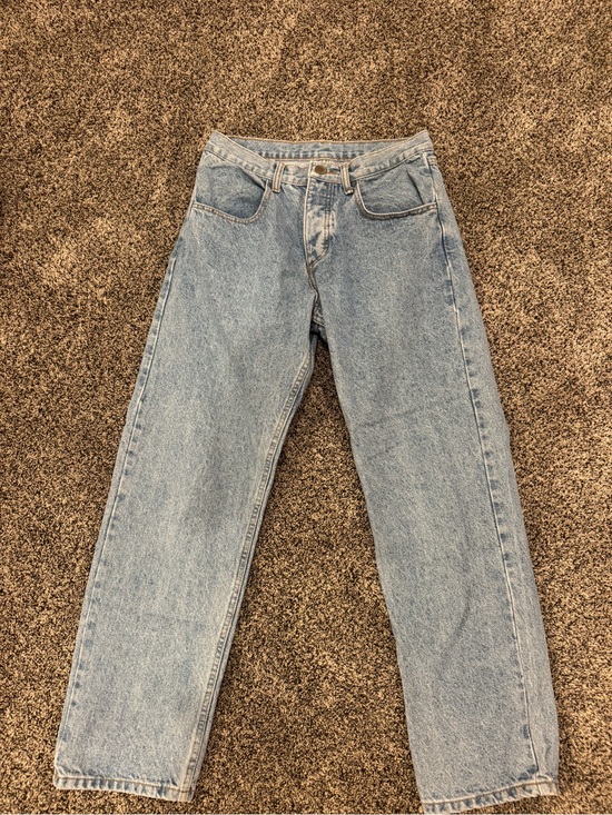 Brandy Melville | Jeans | Brandy Melville Light Blue Mid Rise Straight ...